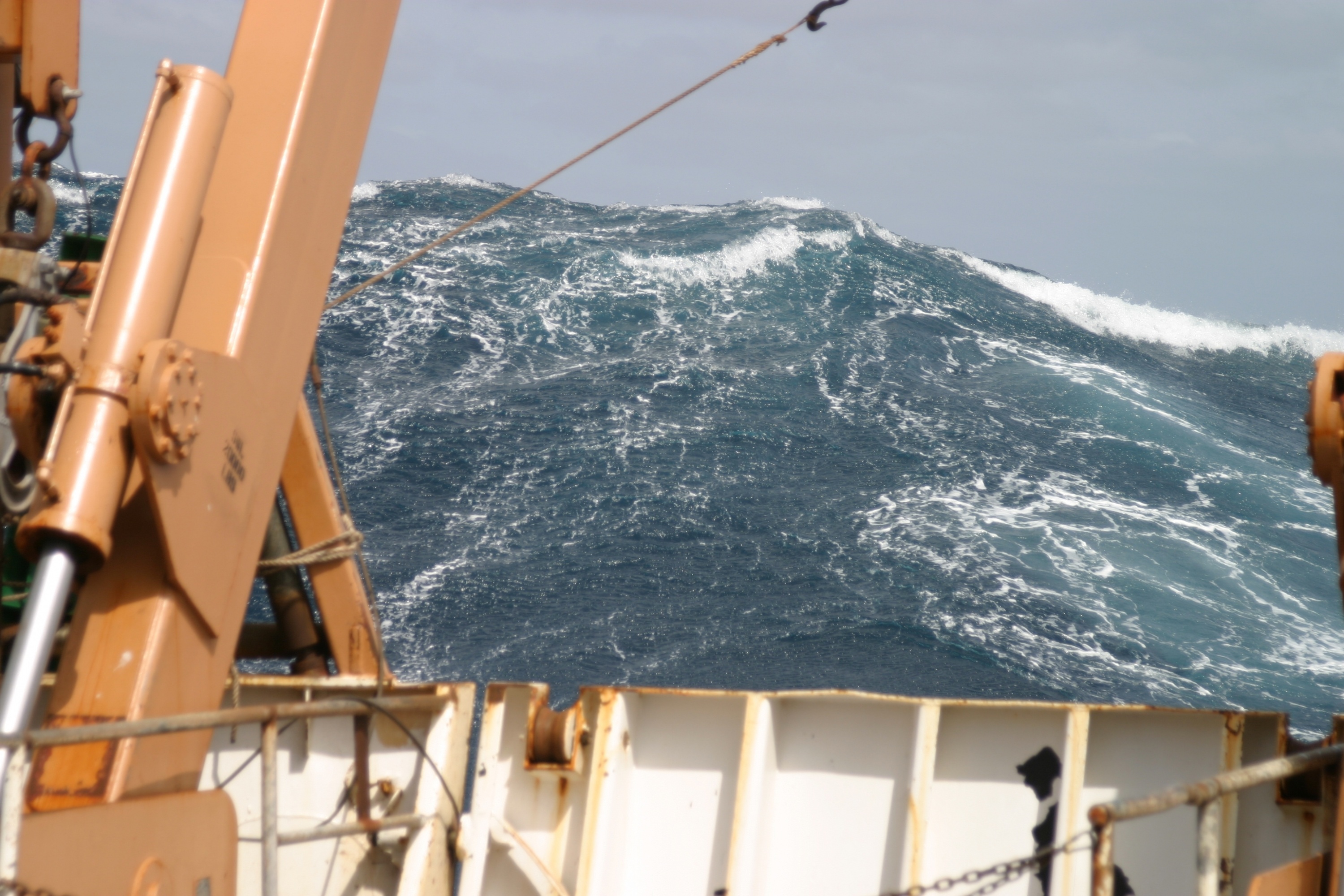 Understanding Rogue Ocean Waves May be Simple After All | News Center